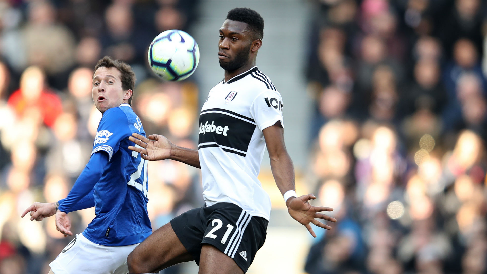 Fosu-Mensah returns to Man United from Fulham for knee surgery | EPL ...