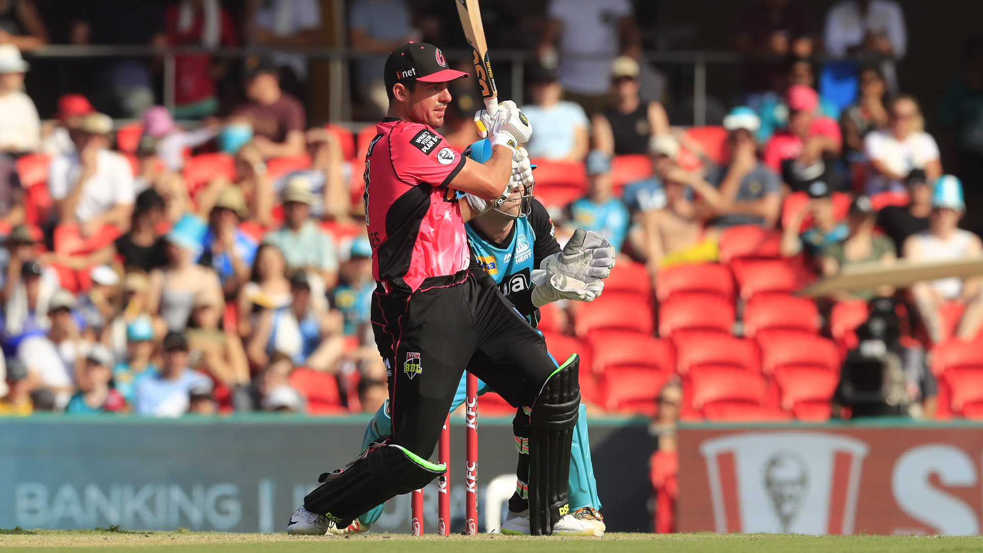 Henriques leads Sixers as Heat stay winless | Stadium Astro