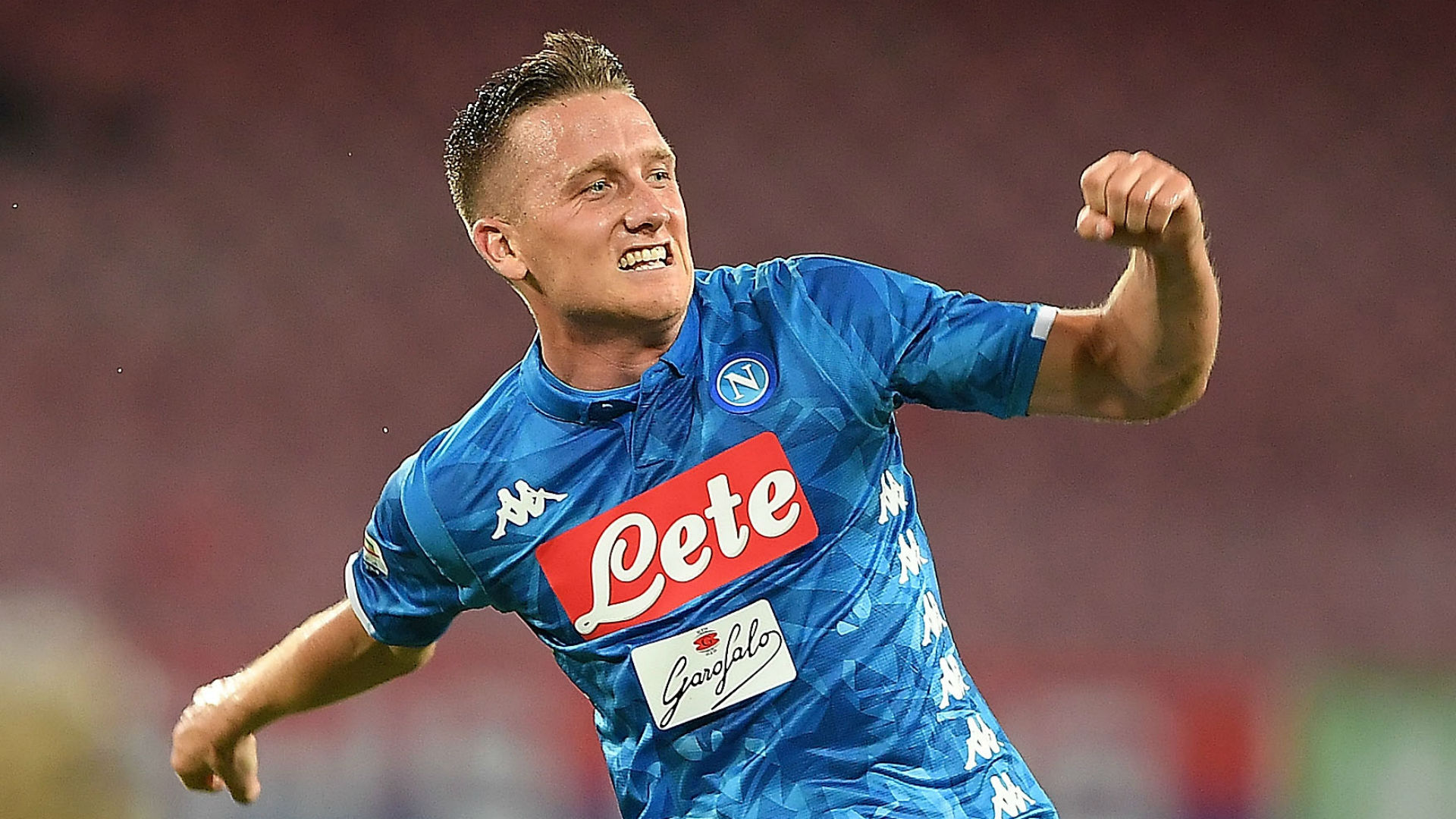 Zielinski gets new four-year Napoli deal | FOOTBALL News | Stadium Astro