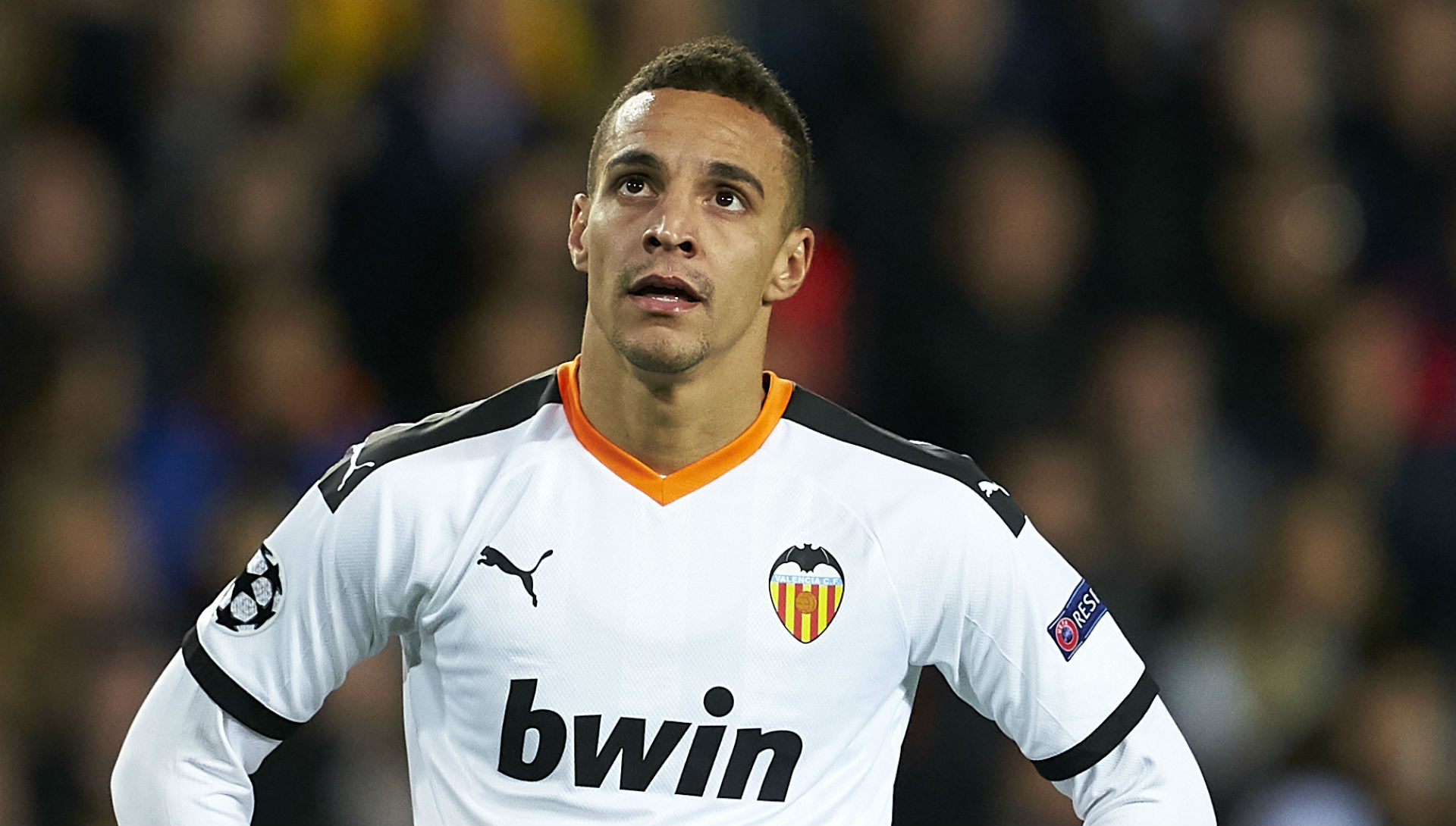 Valencia confirm Rodrigo knee injury | Stadium Astro