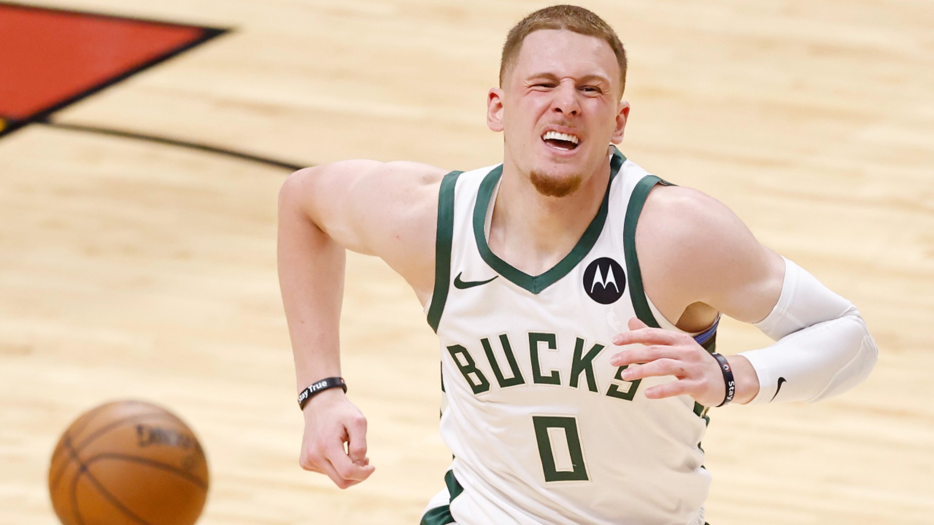 NBA playoffs 2021: Bucks lose DiVincenzo for championship bid | Stadium ...